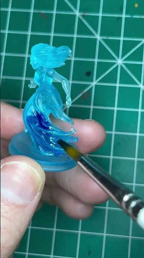 How to paint translucent minis into ethereal ghosts! A quick tutorial for RPG miniatures.