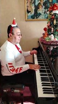 Merry Christmas(попурри)-piano cover by Tigran Alaverdyan🎹 🎅🎅🎅🎄🎄🎄⛄💃