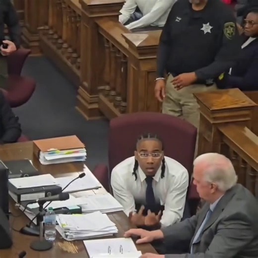 This Man Was Set Free After Giving Sign Language To The Jury 🤔🤔🙆😳 - NewsBreak