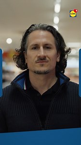 Was passiert mit Produkten wie Fleisch, Käse und Joghurt, die nicht verkauft wurden? 🥩🧀 Sicher ist: Als Smart Discounter wollen wir so viele Lebensmittel wie möglich retten. Aber wie schaffen wir das? 🤔 Im Video erklären wir zusammen mit der Organisation @Tischlein deck dich, was mit den gekühlten Frischprodukte von Lidl Schweiz geschieht, die nicht verkauft wurden. 🥩🧊 #FoodWaste #Lebensmittel #Tischleindeckdich - Qu’advient-il des produits comme la viande, le fromage et le yaourt qui ne so