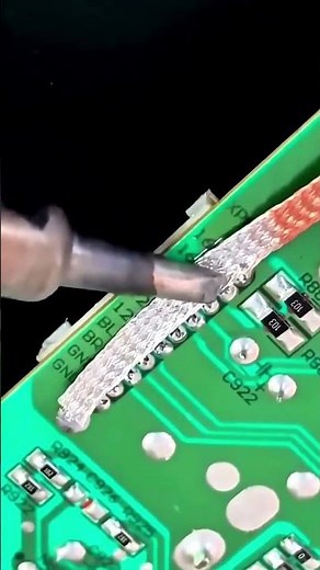 Desoldering multi-pin sockets using solder wick