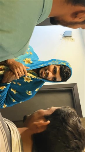 SMOS on Instagram: "Delhi lo Eater key kosam ochina kastalu..🥶😂 #trendingreels #fyp #friends #off #smos_media"