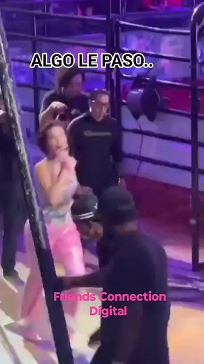 475K views · 1.6K reactions | ⭐Algo le ocurre a #AngelaAguilar en un concierto... ¿Lo puedes notar? #friendsconnectiondigital #lavozquetambienteescucha #likeforlikes #locutor #radio #topico #celebridades #famosos #conciertoenvivo #podcast #locutor | Friends Connection Digital | Facebook