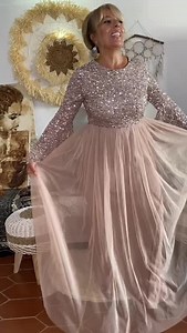 10K views · 575 reactions | Descargate nuestra App www. Papalagi.es ❗️❗️pedidos e información ❗️❗️ para envíos nacionales e internacionales ❌WHATTAP (+34) 640126479 #lowcost #papalagimoda #modamujer #modafiesta #modavintage #vestidosbandage #bohochicstyle #vestidosnovia #modafashion #vestidosfiesta #papalagitorremolinos #modaespaña #modagranada #modamalaga #bohochic #leggings #jerseylana #chaquetas #abrigos #hippie | ByElyss boho vintage | Facebook