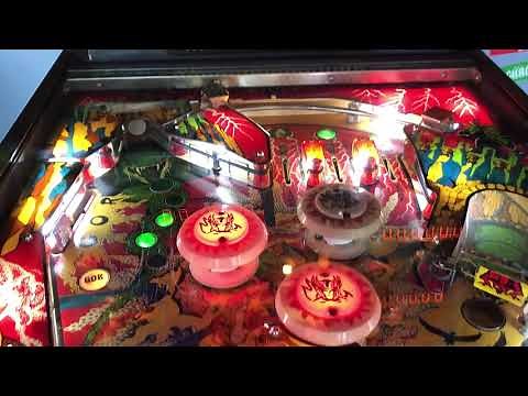 Gorgar Pinball Machine Review and Gameplay - 8.4 - Williams Pinball