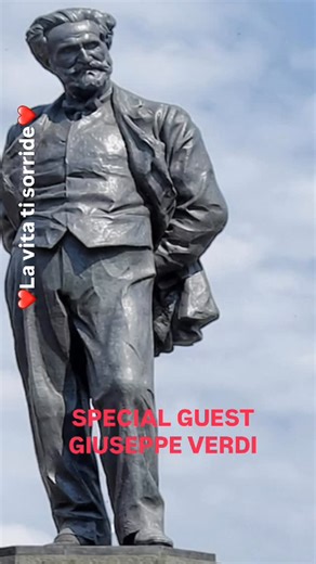 TAIPY on Instagram: "Taipy❤️La vita ti sorride❤️ #specialguest #citylife #milano #taipycafe #food"