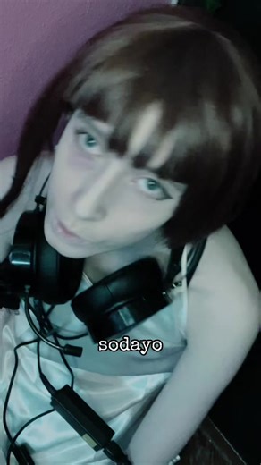 Cosplaying as Lain from Serial Experiments Lain