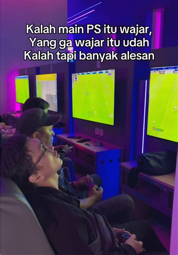 Kaya siapa dah ini.. - We open everyday for you ⏰ Weekday : 08.00 pagi - 01.00 pagi Weekend : 08.00 pagi - 02.00 pagi Full AC Smoking / Non Smoking 🏎️ Simulator Racing 🎮 PS 4 & PS 5 🎱 Billiard (Coming Soon) 🕹️ Nintendo Switch 📺 QLED TV 55