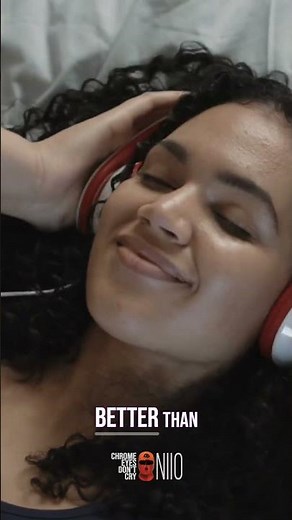 Vinyl vs CDs: Which Sounds BEST? Music Quality Comparison! #shorts