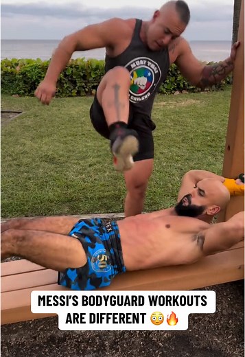 SHOE TO THE ABS 🥴 (Via yasstchueko/IG) #soccer #futbol #messi #mma | messi bodyguard