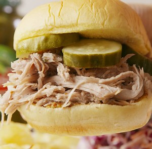 Pickleback Pulled Pork separates the amateur pickle fans from the pros. Full recipe: http://dlsh.it/VDwScTu | Delish