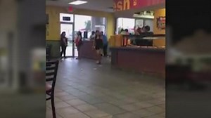 Angry customer throws dishes at employees in Baytown pizza shop