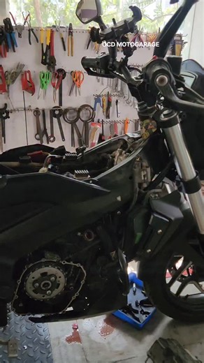 OCDMOTOGARAGE on Instagram: "Dominar 400 timing chain replacement"