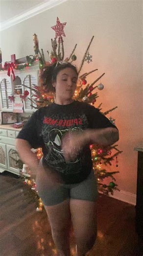 GOODMORNING SUGAR PLUM WE GOING LIVE TODAY AT 11 am sorry for the late live but tune in !