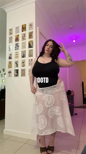 Stylish Outfits with Kmart Australia Bodysuit and Skirt