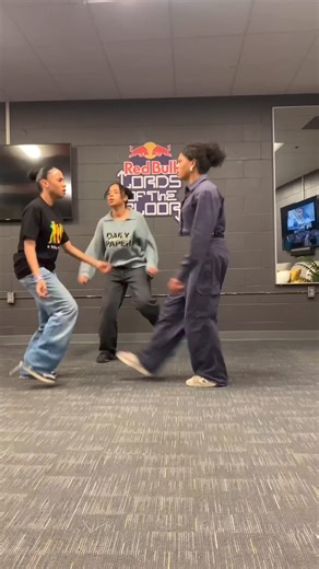 25K views · 516 reactions | Take a look at this clip feat. these amazing dancers, Norah, Yarah, & Rosa, who had the opportunity to perform a routine w/ Chicago royalty, Common.��Here at The Hip Hop Museum, we love to see an inter-generational celebration of Hip Hop culture!! #TheHipHopMuseum | The Hip Hop Museum | Facebook