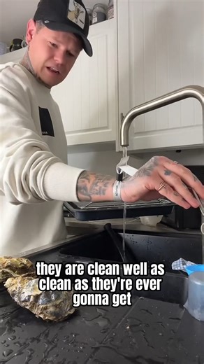 How do you cook oysters? 🦪 | Dan Spragg