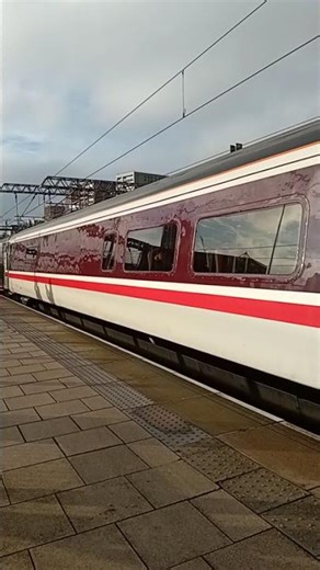 Class 91 departing leeds #britishrailways #train #railway