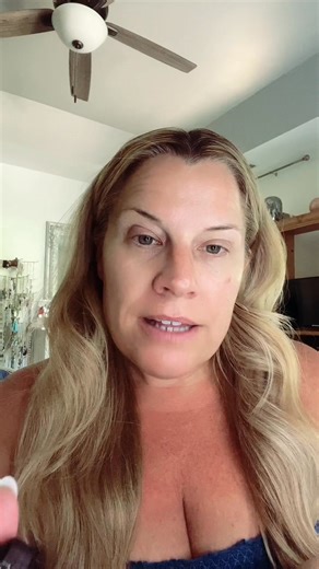 42K views · 607 reactions | For educational purposes, let’s talk about the difference between spontaneous desire and responsive desire when it comes to physical intimacy with your partner. ##relationshipadvice##intimacy##responsivedesire##bedroom##relationships For entire video, go to my Facebook page. | Hope with Holly | Facebook