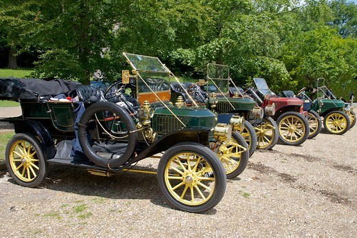 Did cars ever have external combustion engines?