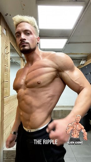 Jo Lindner on Instagram: "Alien gains"