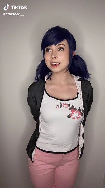 Cosplay Livestream at 22:00 Belgian Time