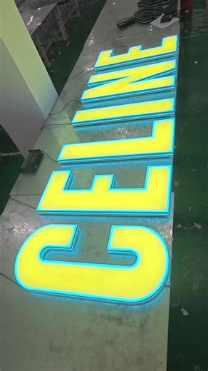 Now is the era of colorful signs, with 5000 color effects for you to choose from, bringing a different visual impact to your storefront sign. Let's enjoy it together.#sign #signage #design #signagedesign #ledlight