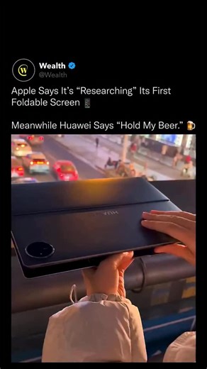 Wealth on Instagram: "Apple says it’s still “researching” foldables, while Huawei is already operating multiple devices as one unified system. 🚀🧠 This is Huawei’s Super Device approach, a cross device architecture where your phone, tablet, and laptop function as a single workspace. Instead of basic screen casting, the system can handoff apps, windows, and tasks across screens with minimal friction because the devices share capabilities at the OS level, not just the display. The real advantage 