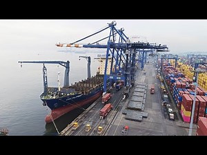 Amazing Port Operation: Loading Containers on CNC Pilipinas! ⚙️