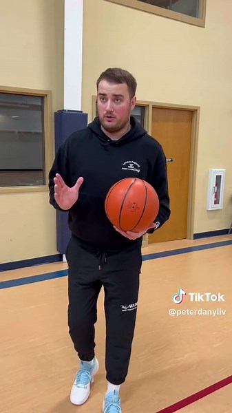 Basketball Fundamentals - Moving & Cutting without the ball