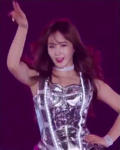 Girls' Generation's Mr. Taxi (2015) (Japanese 2015 version)