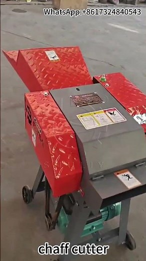 Portable Chaff Cutter in Action – Efficient Fodder Processing for Livestock