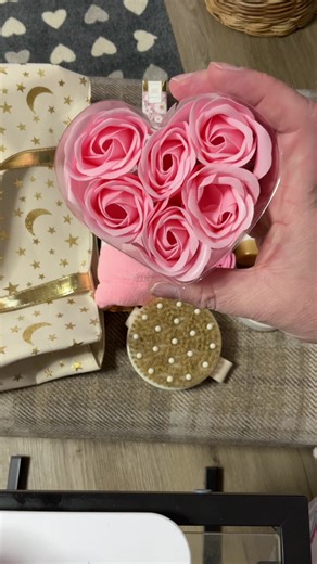 #spa #luxury #pamper #spoilyourself #bodycare #products #daisy #pink #relax #fyp #foryoupage