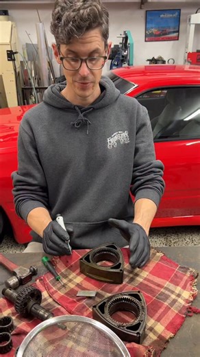 Here’s a little technique that i’ve found is working well for removing stuck side seals #hustlerminibikesnz #nzmade #rotaryminibike #rotary | Hustler Minibikes NZ