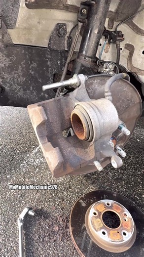 My mobile mechanic on Instagram: "👉 “ $15 Caulking gun turned —caliper compression tool” 😎"