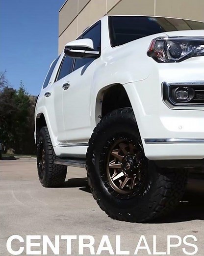 2021 Toyota 4Runner With a 3.5" Icon Lift, 17X9 Fuel Covert D696 Wheels, and 32" BF Goodrich Tires