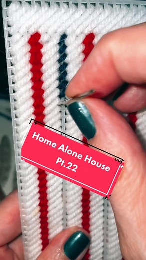 Buzz's Wallpaper - Plastic Canvas Cross Stitch Yarntok