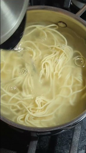 fresh semolina pasta with automatic pasta maker, foolproof way to make starchy smooth creamy sauce