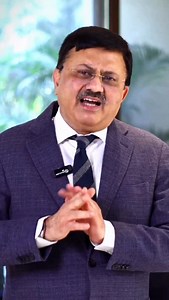 Can Pickles (Achaar) Increase Cancer Risk? Cancer does not happen overnight. Chronic inflammation and certain eating habits can increase the production of free radicals in the body. In this reel, Dr. Jamal A. Khan explains: * What free radicals are * How inflammation increases them * How free radicals damage DNA * Why DNA damage increases cancer risk Understanding this chain is critical for cancer prevention and long-term health. Small lifestyle changes today can reduce serious health risks tomo