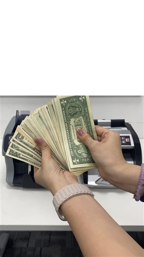 Bank-level machine counting money#billcounter ##moneycounter #coutingmachine #mix #usa