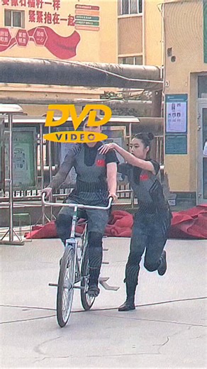 DVD Video on Instagram: "📀A DVD Video is a digital optical disc format that was the primary medium for distributing and watching movies at home from the late 1990s through the 2000s, effectively replacing the VHS tape. In simple terms, it's a disc, similar in size to a CD, designed specifically to store and play back video content on a DVD player or a computer with a DVD drive. Key characteristics of a DVD Video include: * Digital Format: Unlike VHS tapes, which were analog, DVDs store video an