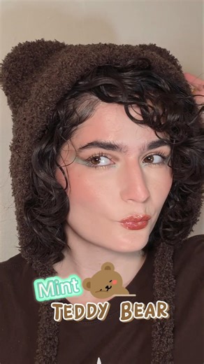 Quick lil tutorial of this super cute mint teddy bear look ! 🧸💚✨