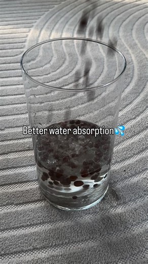 Botanikbuddies on Instagram: "Why I keep my plants in moss🌱 I’ve switched many of my plants to moss, and here’s why it works so well:✨ 🔸Better water absorption without drowning the roots 🔸Roots get more oxygen, leading to healthier growth 🔸No waterlogging → less risk of root rot 🔸Stronger and faster root development 🔸Easy to handle and maintain 🔸Lower risk of pests compared to traditional soil 🔸And honestly… it just looks cool 😌 Moss creates a perfect balance between moisture and air —