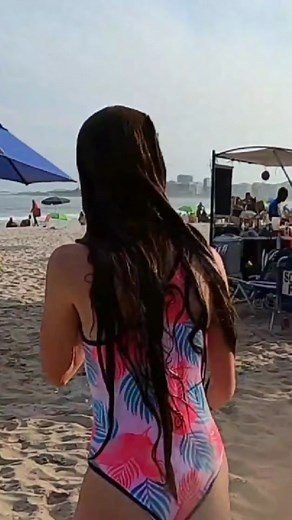 MODELO JULINHA #MUSIC