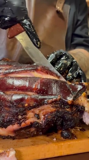 Whiskers smokehouse | About roast ham ❤️ il prosciutto di maiale dell’ultimo #whiskersonstage Per info e prenotazioni chiamaci i scrivi su whatsapp al numero... | Instagram
