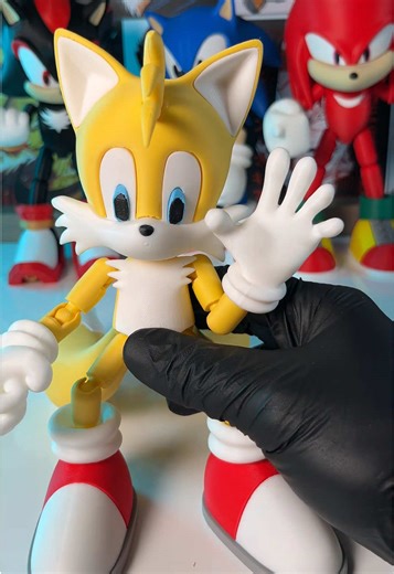 This Tails assembly is WAY too satisfying 😮‍🔥 Fully articulated arms, legs, head & tail. Would you print this? #3dprinting #sonic #tails #fyp #oddlysatisfying