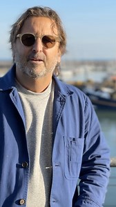 🐟 Find out why dover sole is one of Mitch’s favourite fish. Over the next few weeks we’re getting into the groove and celebrating everything dover sole! But why dover sole and why now? Dover sole in Brixham is at its absolute best in the lead-up to winter as they’re at their prime just before spawning season in January. While some say the best Dover is caught in spring, our fishermen, fish buyers, and processors know the real magic happens in October, November, December & January when these bea