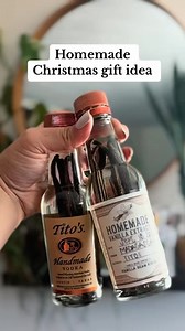 Homemade christmas gift idea! Homemade vanilla extract 🫶🏻 #homestead #urbanhomestead #selfsufficiency #selfsufficient #giftideas #diygift #homemade | Barefoot.mimosas