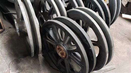 Idler for Kobelco CKE700 Crawler Crane Undercarriage Parts Driven Idler 70 Ton