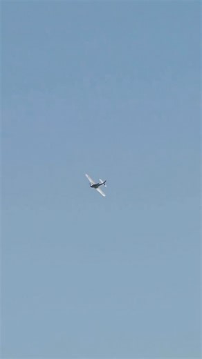 🔊Sound on!🔊 Mustang Merlin Music with our Pay’s P-51 Mustang low and fast🔥🥵! 👨‍✈️ @paulbennetairshows #warbird #warbirds #pilot #ww2planes #aviationlovers #warbirdphotography #p51 #mustang #p51mustang | Pays Aviation